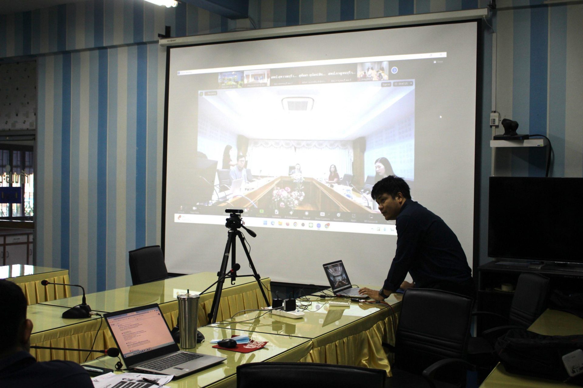 การประชุมเชิงปฏิบัติการเพื่อชี้แจงการใช้งานระบบ การบริหารอัตรากำลังข้าราชการครูและบุคลากรทางการ ...